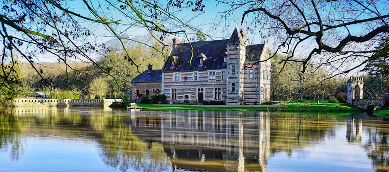 100 years after Paris 1924 Flame Visits Coubertin’s Childhood home ...